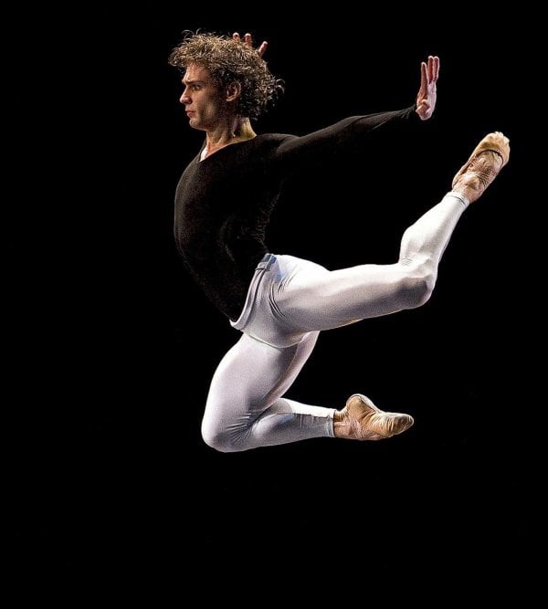 IVAN VASILIEV O Super Star του χορού - Full-Time.gr